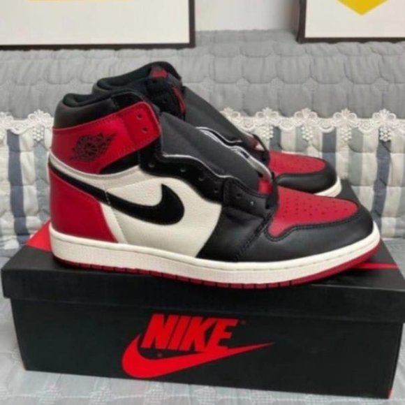 Jordan | Shoes | Air Jordan Mid Chicago Toe | Poshmark